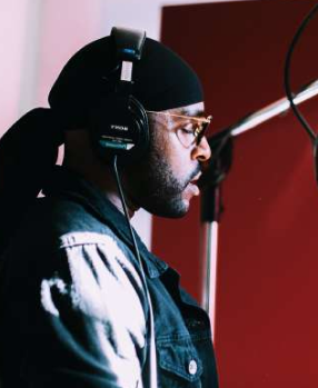 Fmlab - Online Radio Broadcasting HTML Template